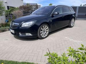 Black Opel Insignia 2013 in Vilnius, with an engine capacity of 2.00 L and mileage of 336 thousand km for 4500 €, photo 5 on AUTOMOTO.COM.LV