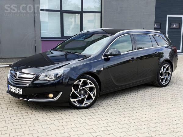 Black Opel Insignia 2014 in Riga, with an engine capacity of 2.00 L and mileage of 238 thousand km for 6600 €, photo 3 on AUTOMOTO.COM.LV