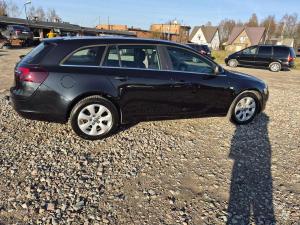 Melns Opel Insignia 2014 Marijampole, ar dzinēja tilpumu 2.00 L un nobraukumu 240 tūkst. km par 4400 €, foto 5 vietnē AUTOMOTO.COM.LV