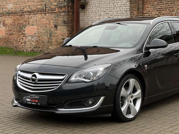 Black Opel Insignia 2014 in Kedainiai, with an engine capacity of 1.96 L and mileage of 257 thousand km for 7250 €, photo 11 on AUTOMOTO.COM.LV