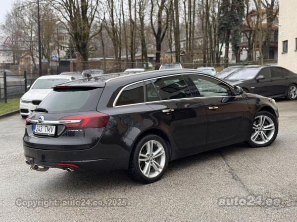 Black Opel Insignia 2014 in Tartu, with an engine capacity of 2.00 L and mileage of 368 thousand km for 4599 €, photo 2 on AUTOMOTO.COM.LV
