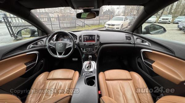Black Opel Insignia 2014 in Tartu, with an engine capacity of 2.00 L and mileage of 368 thousand km for 4599 €, photo 6 on AUTOMOTO.COM.LV