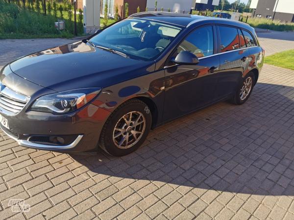 Black Opel Insignia 2014 in Kaunas, with an engine capacity of 2.00 L and mileage of 317 thousand km for 4200 €, photo 1 on AUTOMOTO.COM.LV