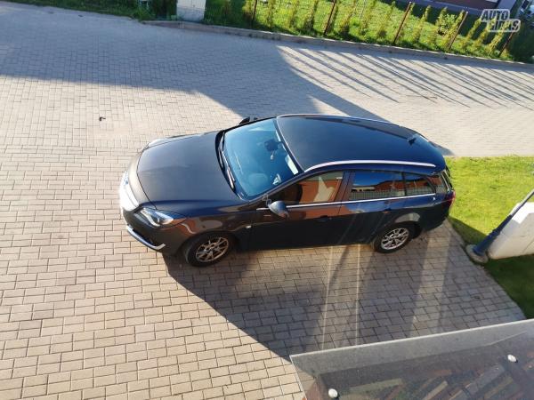 Black Opel Insignia 2014 in Kaunas, with an engine capacity of 2.00 L and mileage of 317 thousand km for 4200 €, photo 2 on AUTOMOTO.COM.LV