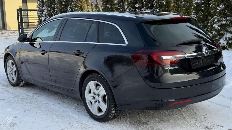 Melns Opel Insignia 2014 Alīta, ar dzinēja tilpumu 1.96 L un nobraukumu 243 tūkst. km par 5150 €, foto 4 vietnē AUTOMOTO.COM.LV