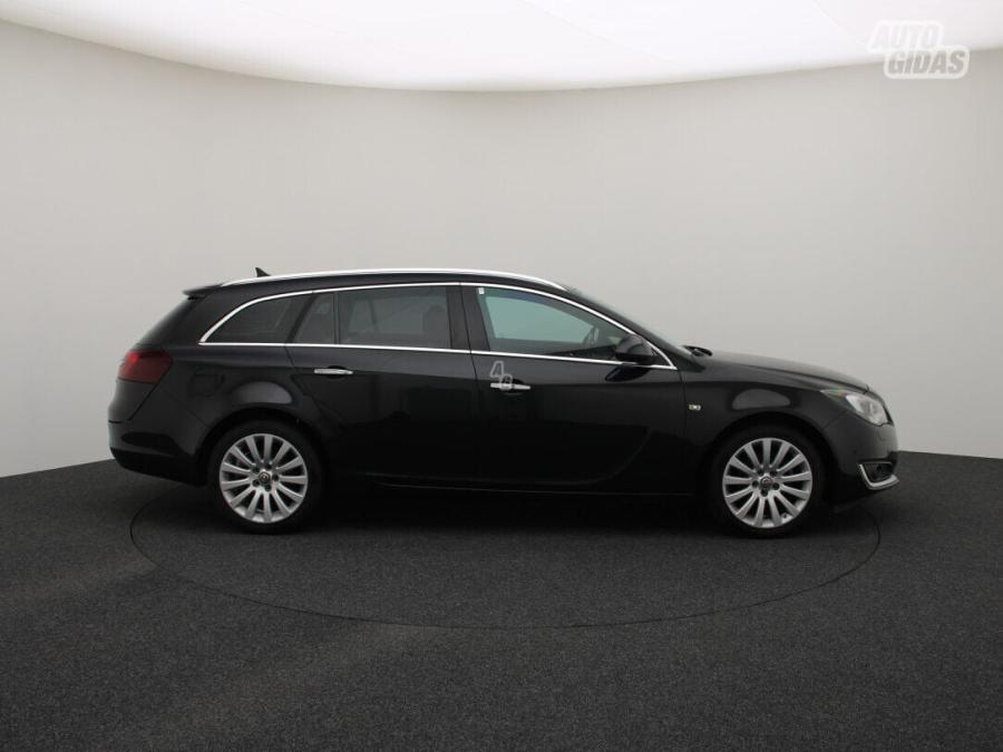Black Opel Insignia 2014 in Vilnius, with an engine capacity of 2.00 L and mileage of 215 thousand km for 7099 €, photo 9 on AUTOMOTO.COM.LV