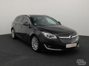 Black Opel Insignia 2014 in Vilnius, with an engine capacity of 2.00 L and mileage of 215 thousand km for 7099 €, photo 10 on AUTOMOTO.COM.LV