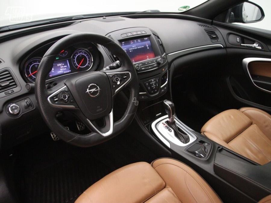 Black Opel Insignia 2014 in Vilnius, with an engine capacity of 2.00 L and mileage of 215 thousand km for 7099 €, photo 16 on AUTOMOTO.COM.LV