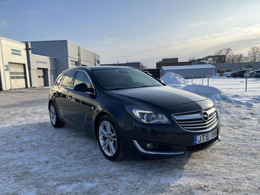 Melns Opel Insignia 2014 Jonava, ar dzinēja tilpumu 1.96 L un nobraukumu 231 tūkst. km par 3950 €, foto 3 vietnē AUTOMOTO.COM.LV