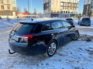 Black Opel Insignia 2014 in Tallinn, with an engine capacity of 2.00 L and mileage of 283 thousand km for 4499 €, photo 4 on AUTOMOTO.COM.LV