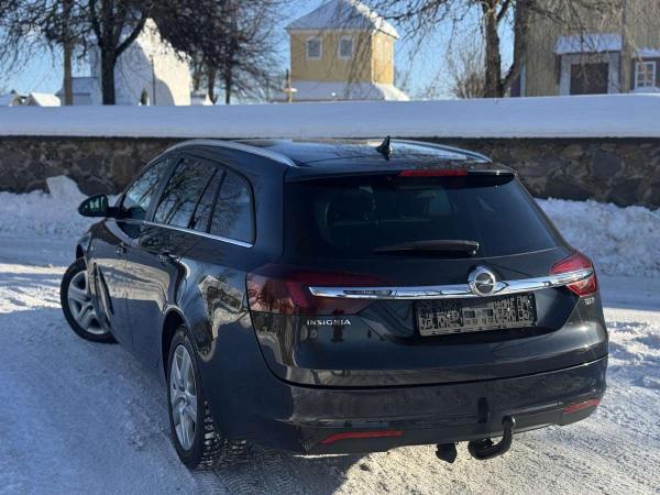 Melns Opel Insignia 2014 Raseiniai, ar dzinēja tilpumu 2.00 L un nobraukumu 224 tūkst. km par 5550 €, foto 1 vietnē AUTOMOTO.COM.LV