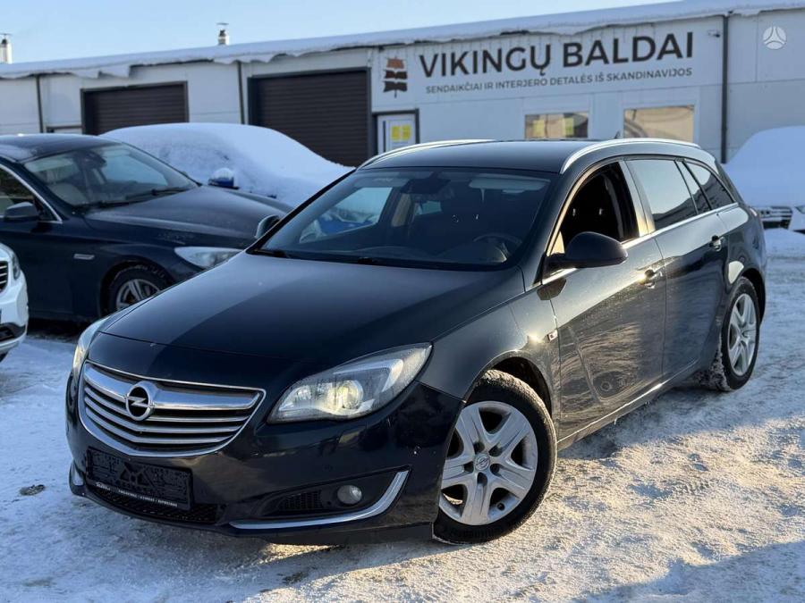 Black Opel Insignia 2014 in Utena, with an engine capacity of 1.96 L and mileage of 279 thousand km for 4290 €, photo 1 on AUTOMOTO.COM.LV