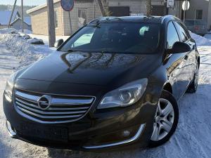 Black Opel Insignia 2014 in Raseiniai, with an engine capacity of 2.00 L and mileage of 224 thousand km for 5500 €, photo  on AUTOMOTO.COM.LV