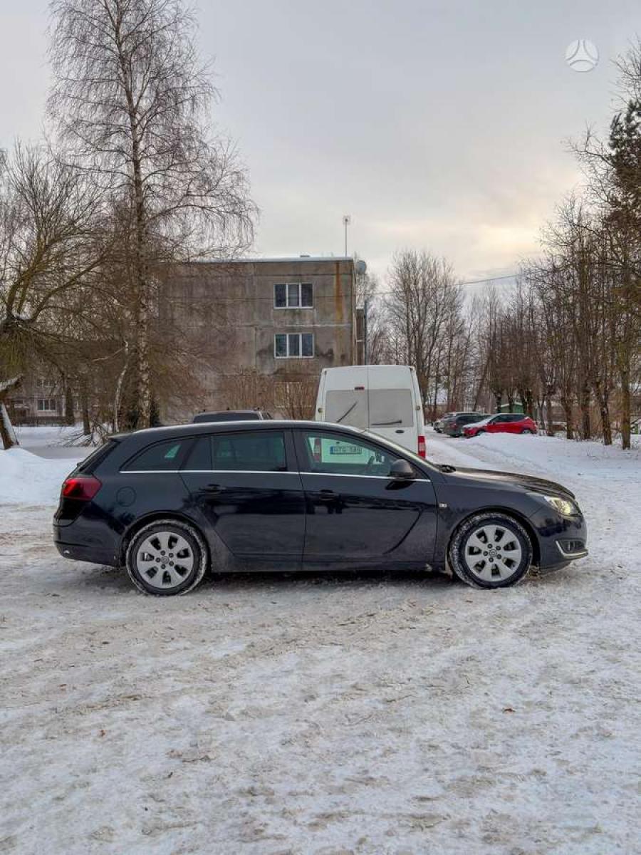 Black Opel Insignia 2014 in Kaunas, with an engine capacity of 1.96 L and mileage of 285 thousand km for 5000 €, photo 11 on AUTOMOTO.COM.LV
