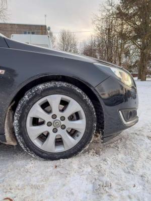 Black Opel Insignia 2014 in Kaunas, with an engine capacity of 1.96 L and mileage of 285 thousand km for 5000 €, photo 12 on AUTOMOTO.COM.LV