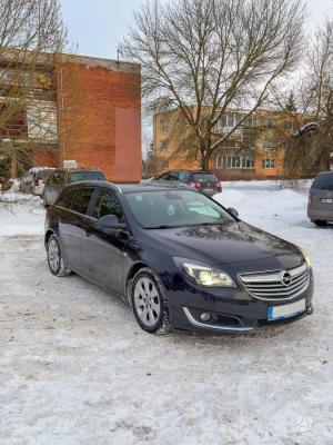 Black Opel Insignia 2014 in Kaunas, with an engine capacity of 1.96 L and mileage of 285 thousand km for 5000 €, photo 13 on AUTOMOTO.COM.LV