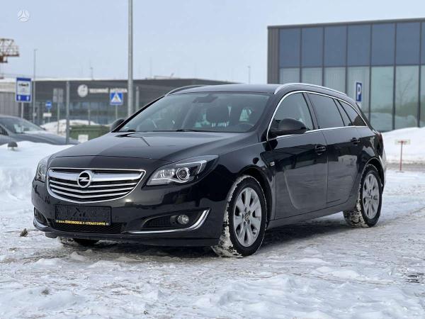 Black Opel Insignia 2014 in Siauliai, with an engine capacity of 1.96 L and mileage of 256 thousand km for 5650 €, photo 2 on AUTOMOTO.COM.LV