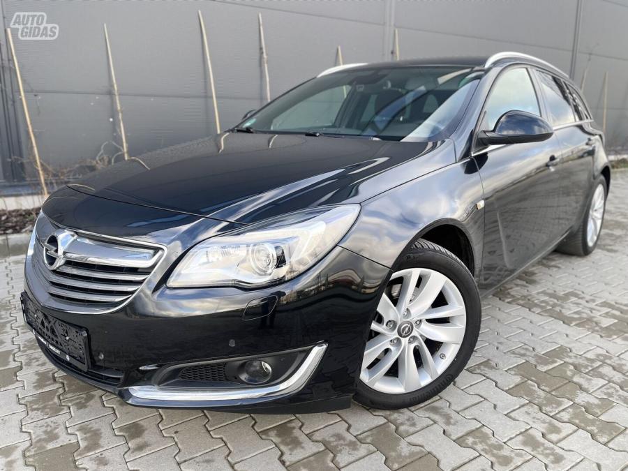 Black Opel Insignia 2014 in Vilnius, with an engine capacity of 2.00 L and mileage of 230 thousand km for 5300 €, photo 1 on AUTOMOTO.COM.LV
