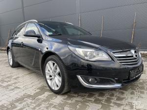 Black Opel Insignia 2014 in Vilnius, with an engine capacity of 2.00 L and mileage of 230 thousand km for 5300 €, photo 8 on AUTOMOTO.COM.LV