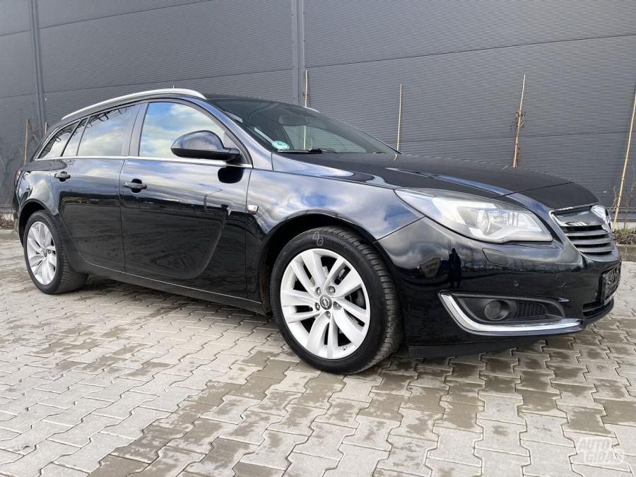 Black Opel Insignia 2014 in Vilnius, with an engine capacity of 2.00 L and mileage of 230 thousand km for 5300 €, photo 9 on AUTOMOTO.COM.LV
