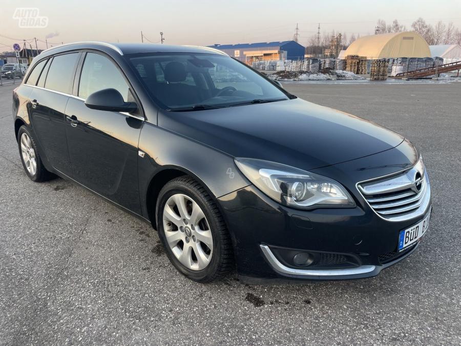 Black Opel Insignia 2014 in Kaunas, with an engine capacity of 2.00 L and mileage of 302 thousand km for 3250 €, photo 1 on AUTOMOTO.COM.LV