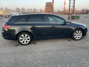 Black Opel Insignia 2014 in Kaunas, with an engine capacity of 2.00 L and mileage of 302 thousand km for 3250 €, photo 11 on AUTOMOTO.COM.LV