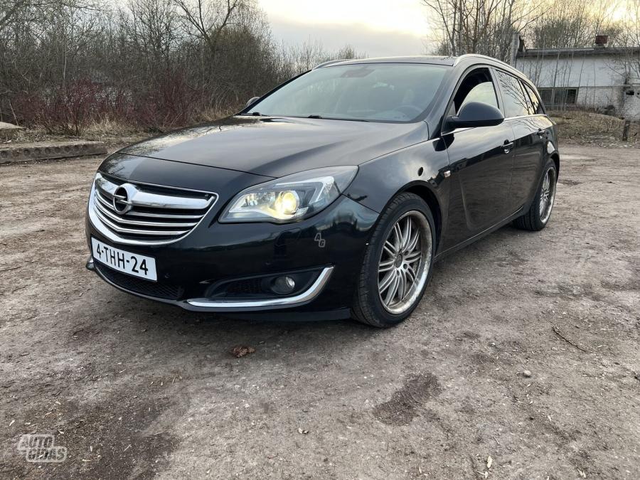 Black Opel Insignia 2014 in Kaunas, with an engine capacity of 2.00 L and mileage of 288 thousand km for 3900 €, photo 1 on AUTOMOTO.COM.LV