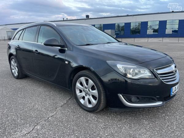 Black Opel Insignia 2014 in Kaunas, with an engine capacity of 2.00 L and mileage of 308 thousand km for 4250 €, photo 1 on AUTOMOTO.COM.LV