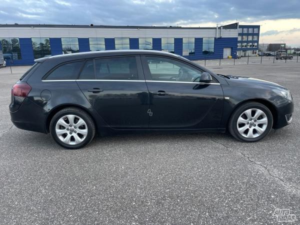 Black Opel Insignia 2014 in Kaunas, with an engine capacity of 2.00 L and mileage of 308 thousand km for 4250 €, photo 2 on AUTOMOTO.COM.LV