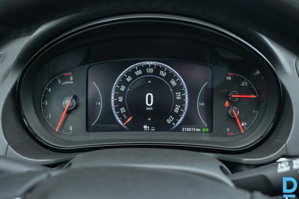 Black Opel Insignia 2014 in Liepaja, with an engine capacity of 2.00 L and mileage of 320 thousand km for 6500 €, photo 7 on AUTOMOTO.COM.LV
