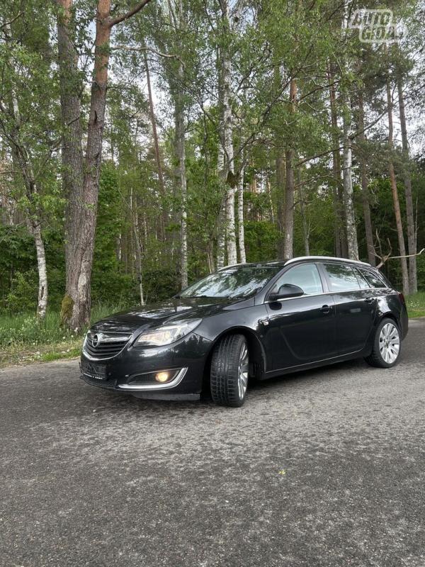 Black Opel Insignia 2014 in Klaipeda, with an engine capacity of 2.00 L and mileage of 300 thousand km for 5550 €, photo 2 on AUTOMOTO.COM.LV