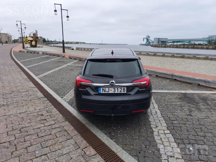Melns Opel Insignia 2014 Ventspils, ar dzinēja tilpumu 2.00 L un nobraukumu 302 tūkst. km par 6000 €, foto 5 vietnē AUTOMOTO.COM.LV