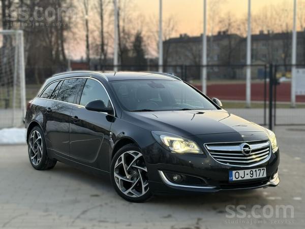 Черный Опель Инсигния 2014 в Елгава, объемом двигателя 2.00 л и пробегом 204 тыс. км за 6850 €, фото 3 на AUTOMOTO.COM.LV