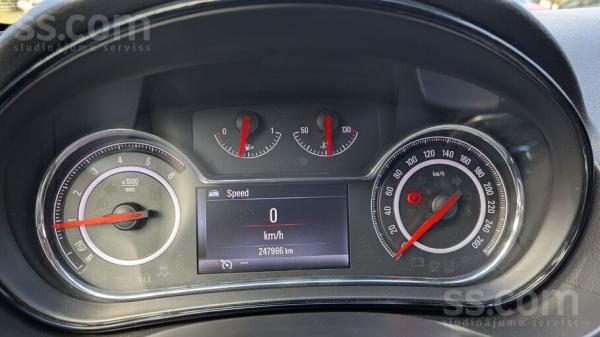 Black Opel Insignia 2014 in Riga, with an engine capacity of 2.00 L and mileage of 248 thousand km for 4800 €, photo 8 on AUTOMOTO.COM.LV
