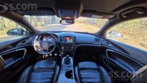 Black Opel Insignia 2014 in Jekabpils, with an engine capacity of 2.00 L and mileage of 233 thousand km for 4350 €, photo 6 on AUTOMOTO.COM.LV