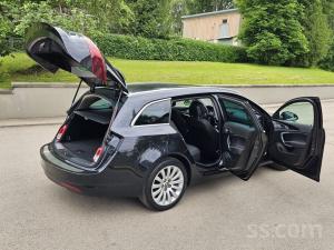 Melns Opel Insignia 2014 Jēkabpils, ar dzinēja tilpumu 2.00 L un nobraukumu 201 tūkst. km par 6790 €, foto 19 vietnē AUTOMOTO.COM.LV