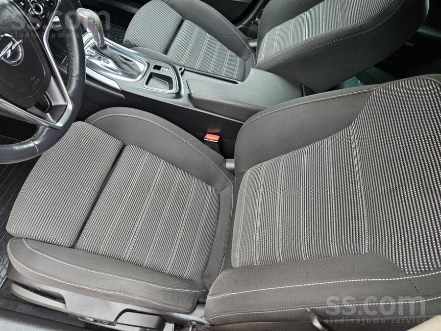 Melns Opel Insignia 2014 Jēkabpils, ar dzinēja tilpumu 2.00 L un nobraukumu 201 tūkst. km par 6790 €, foto 22 vietnē AUTOMOTO.COM.LV