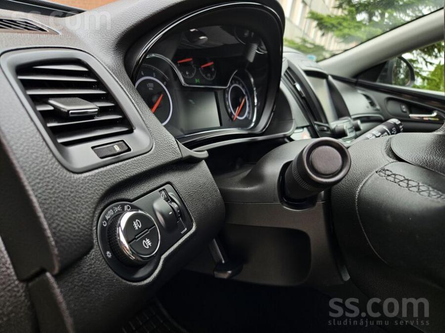 Melns Opel Insignia 2014 Jēkabpils, ar dzinēja tilpumu 2.00 L un nobraukumu 201 tūkst. km par 6790 €, foto 23 vietnē AUTOMOTO.COM.LV