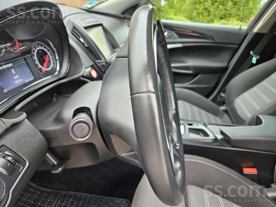 Melns Opel Insignia 2014 Jēkabpils, ar dzinēja tilpumu 2.00 L un nobraukumu 201 tūkst. km par 6790 €, foto 30 vietnē AUTOMOTO.COM.LV