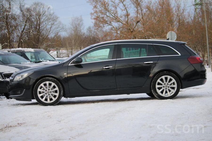 Black Opel Insignia 2014 in Riga, with an engine capacity of 2.00 L and mileage of 0 thousand km for 5490 €, photo 6 on AUTOMOTO.COM.LV