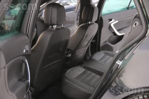 Black Opel Insignia 2014 in Riga, with an engine capacity of 2.00 L and mileage of 0 thousand km for 5490 €, photo 19 on AUTOMOTO.COM.LV