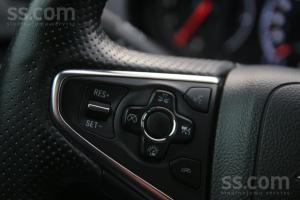 Black Opel Insignia 2014 in Riga, with an engine capacity of 2.00 L and mileage of 0 thousand km for 5490 €, photo 24 on AUTOMOTO.COM.LV