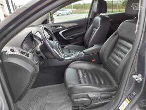 Black Opel Insignia 2014 in Vilnius, with an engine capacity of 2.00 L and mileage of 294 thousand km for 5700 €, photo 9 on AUTOMOTO.COM.LV