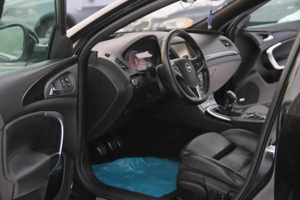Melns Opel Insignia 2014 Rīga, ar dzinēja tilpumu 2.00 L un nobraukumu 226 tūkst. km par 5790 €, foto 7 vietnē AUTOMOTO.COM.LV