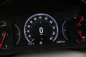 Melns Opel Insignia 2014 Rīga, ar dzinēja tilpumu 2.00 L un nobraukumu 226 tūkst. km par 5790 €, foto 27 vietnē AUTOMOTO.COM.LV