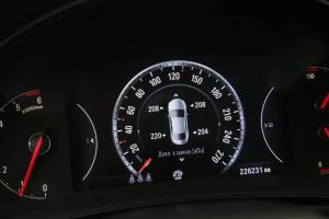 Melns Opel Insignia 2014 Rīga, ar dzinēja tilpumu 2.00 L un nobraukumu 226 tūkst. km par 5790 €, foto 29 vietnē AUTOMOTO.COM.LV