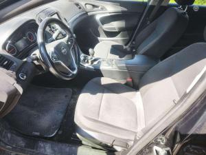 Black Opel Insignia 2014 in Kaunas, with an engine capacity of 2.00 L and mileage of 400 thousand km for 1650 €, photo 8 on AUTOMOTO.COM.LV