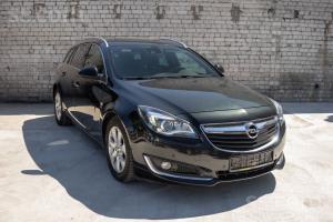 Black Opel Insignia 2014 in Liepaja, with an engine capacity of 2.00 L and mileage of 320 thousand km for 6500 €, photo 7 on AUTOMOTO.COM.LV