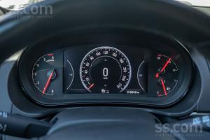 Black Opel Insignia 2014 in Liepaja, with an engine capacity of 2.00 L and mileage of 320 thousand km for 6500 €, photo 18 on AUTOMOTO.COM.LV