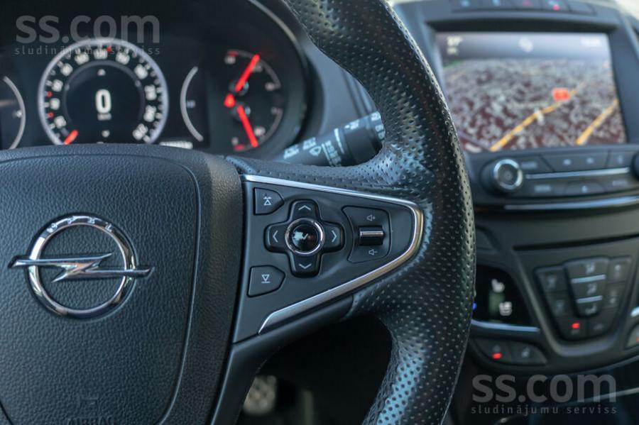 Black Opel Insignia 2014 in Liepaja, with an engine capacity of 2.00 L and mileage of 320 thousand km for 6500 €, photo 23 on AUTOMOTO.COM.LV
